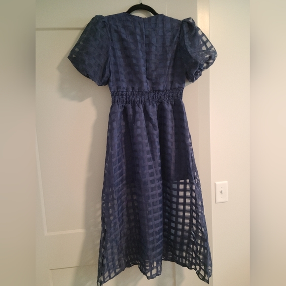 lily kity | Dresses | Remarkable Beauty Squarepatterned Fabric Puff ...